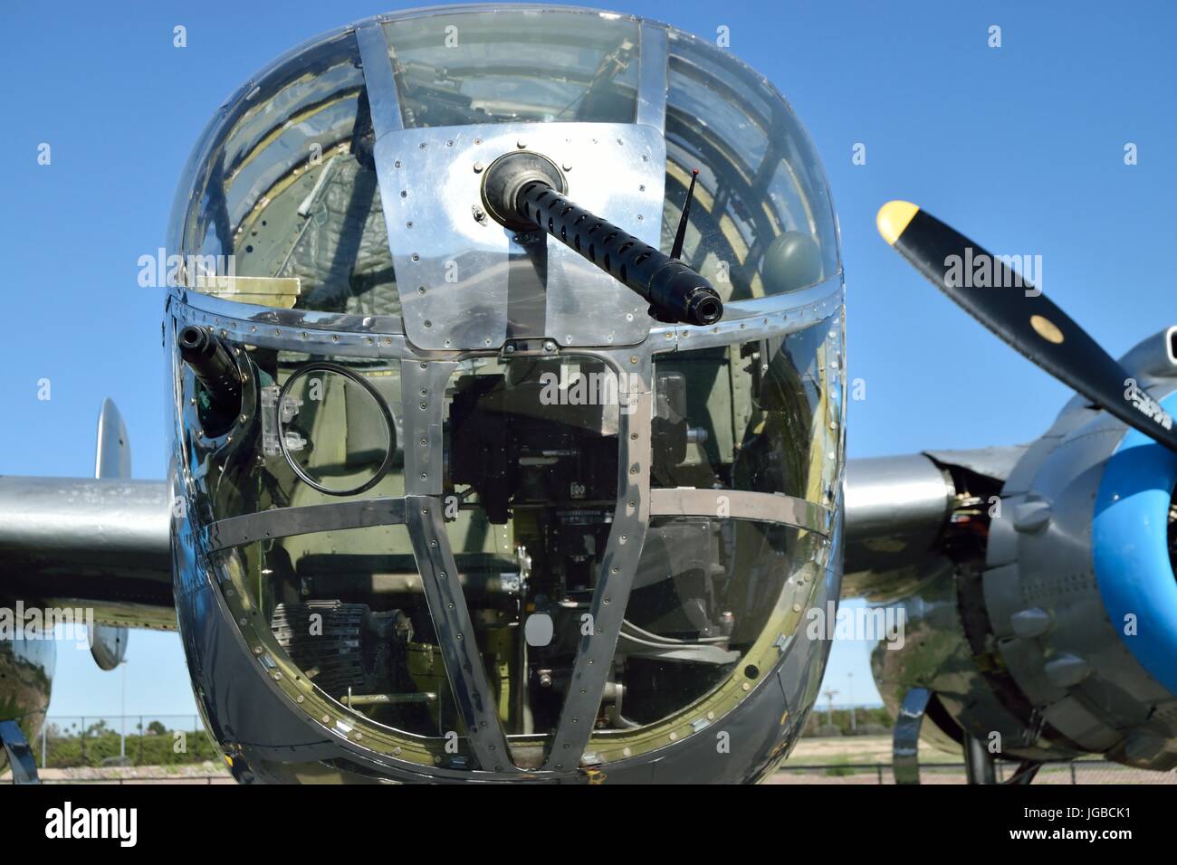 B 25 mitchell poste pilotage Banque de photographies et d’images à ...