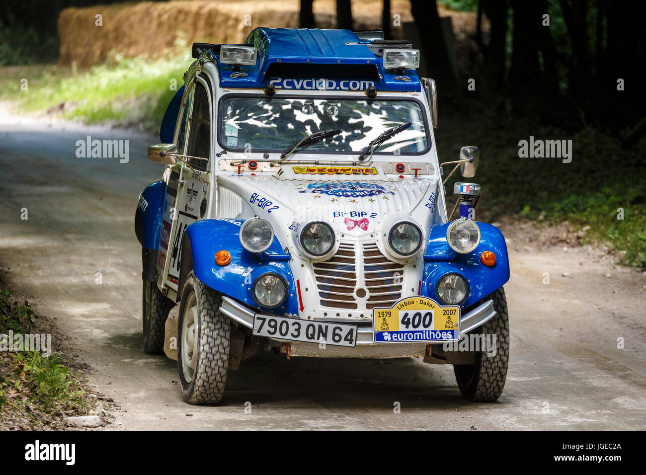 2cv rally Banque de photographies et d’images à haute résolution - Alamy