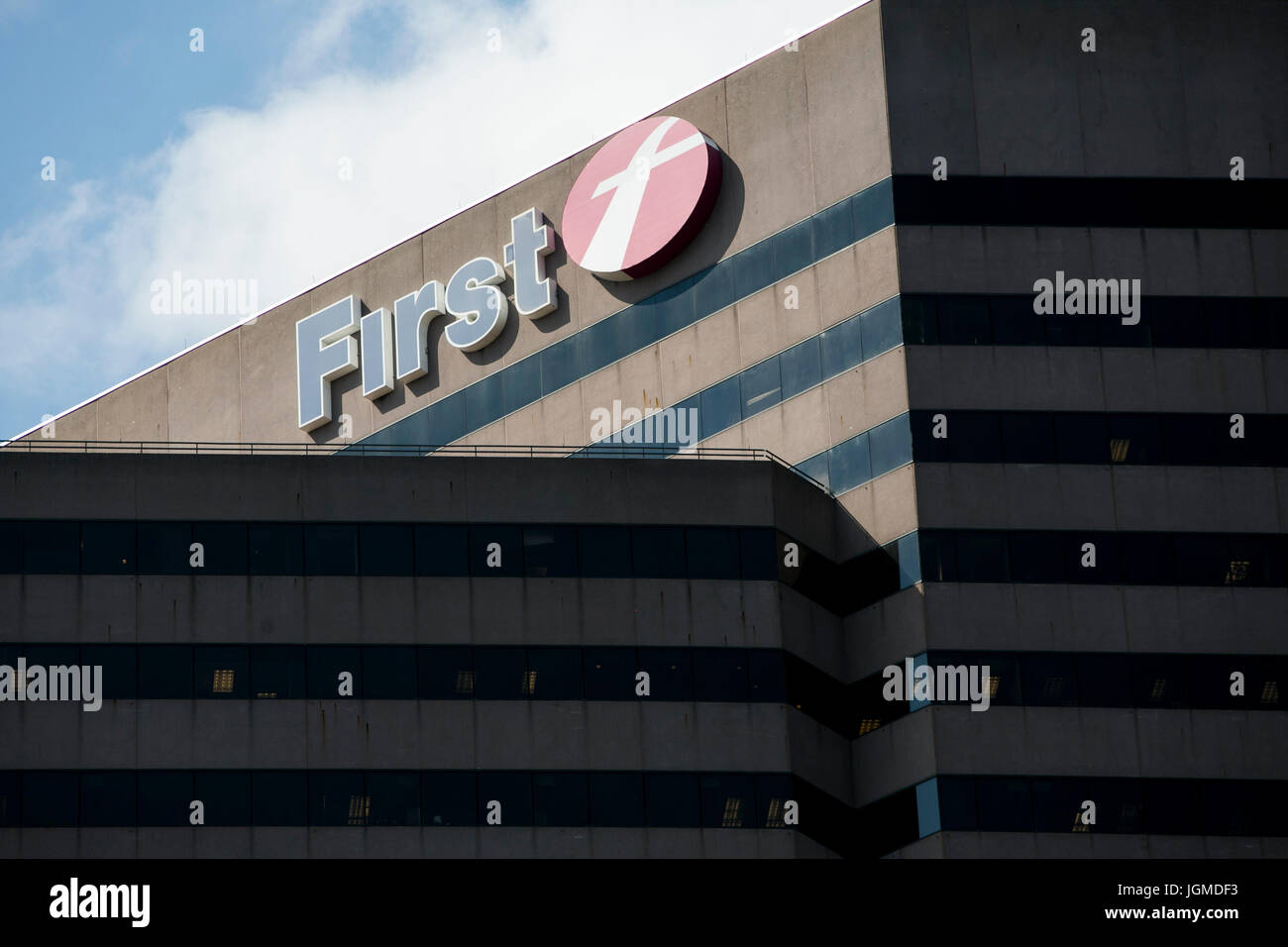 Logo du premier groupe Banque de photographies et d’images à haute ...