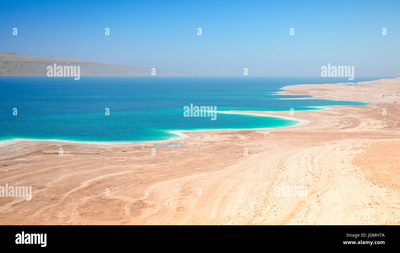 Terre en dessous du niveau de la mer Banque de photographies et d ...