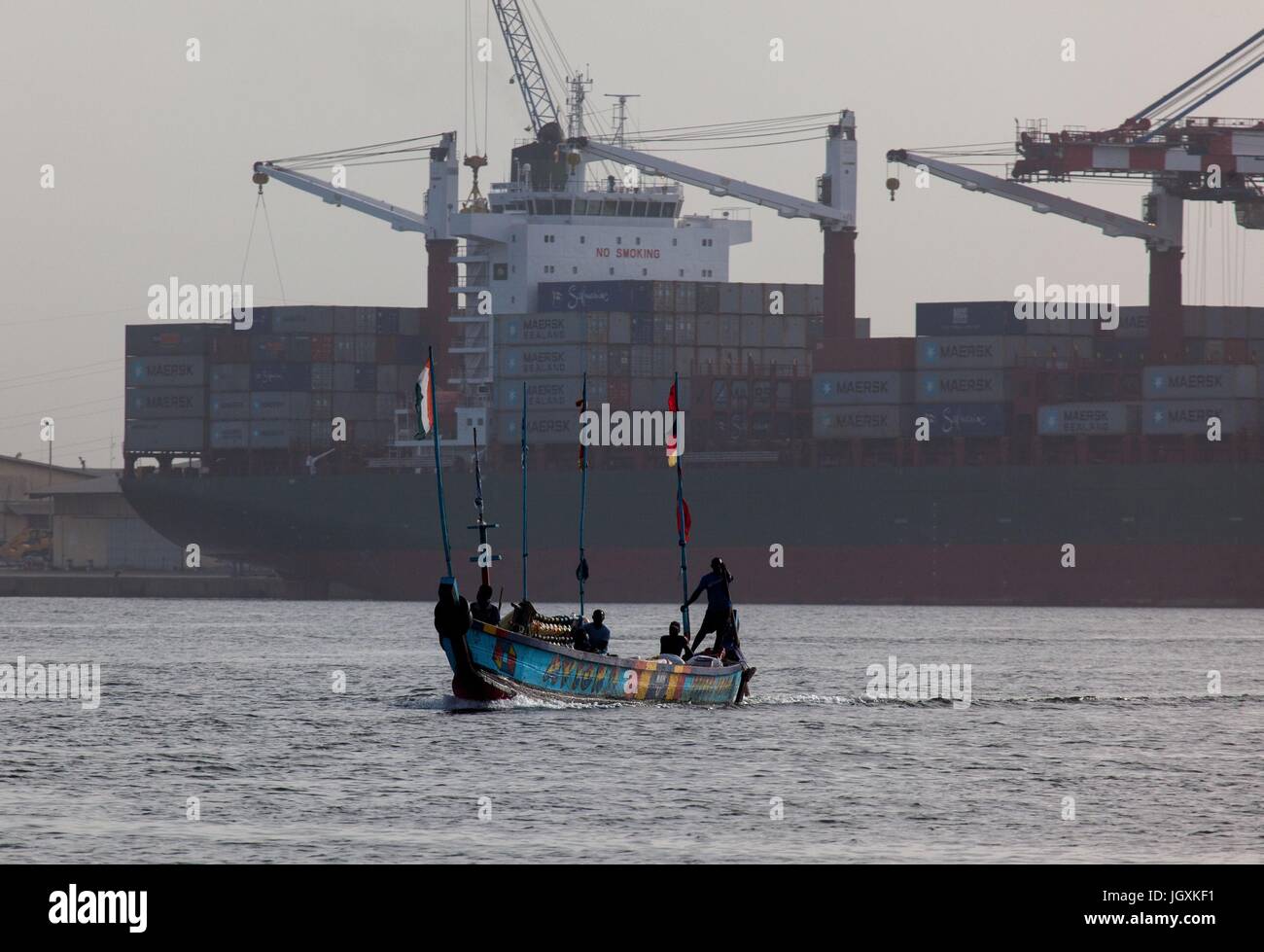 Drapeau D'abidjan Banque d'image et photos - Alamy
