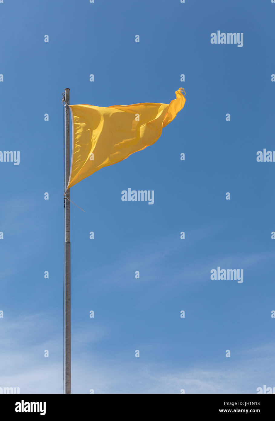 Publier des informations avec le drapeau jaune Banque de photographies ...