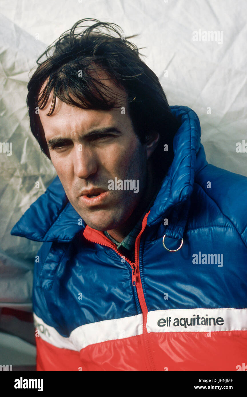 Marc Pajot (Fr) gagnant de la Route du Rhum 1982 pour Elf Aquitaine ...