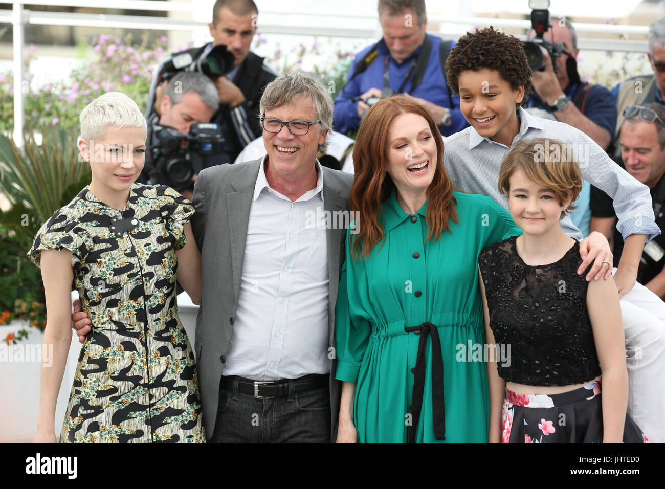 (L-R), actrice Michelle William, directeur Todd Haynes, l'actrice ...