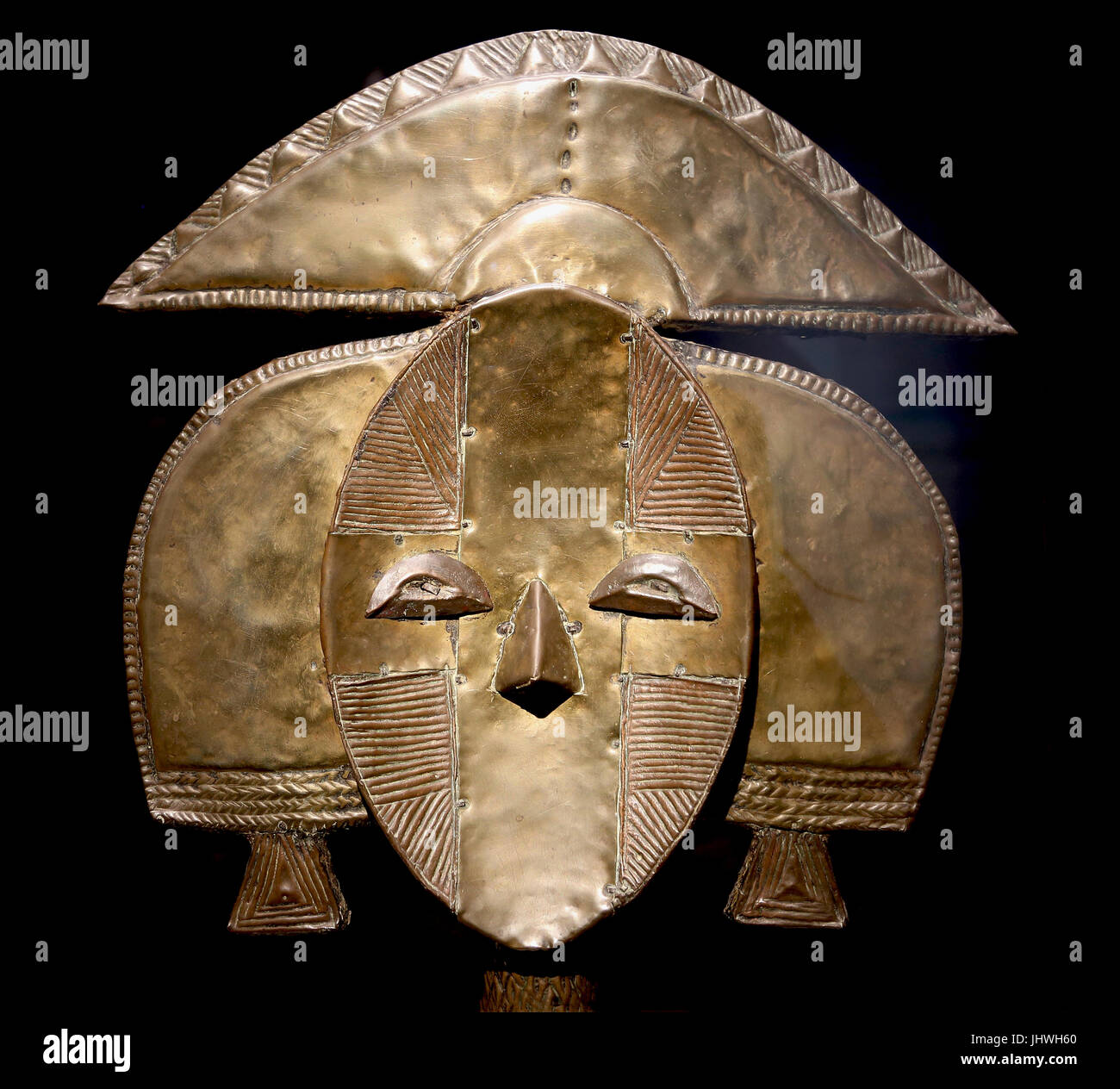 Mbulu-Ngulu reliquaire, figure de culte des ancêtres. 19-20ème siècle ...