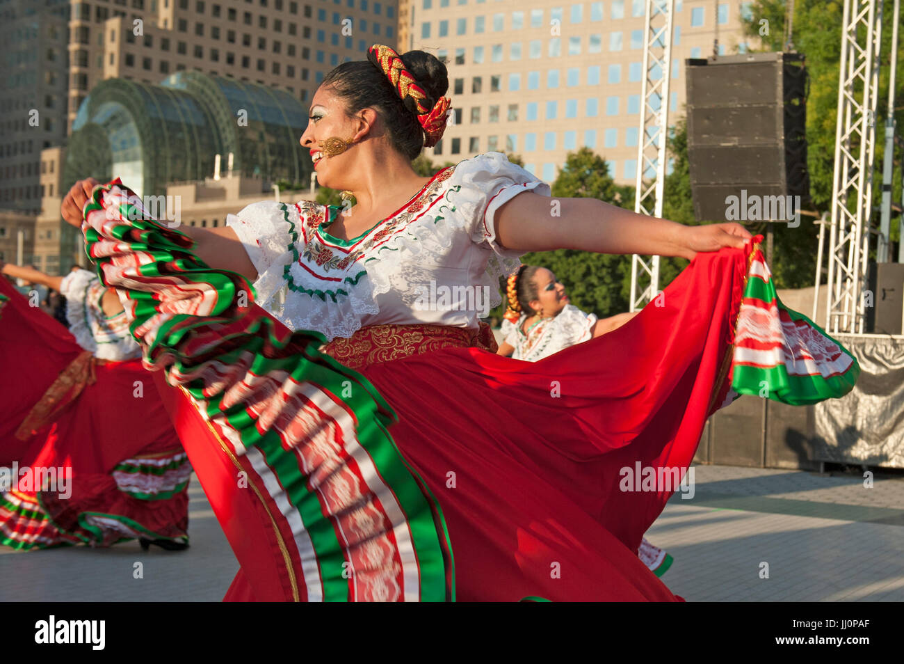 Calpulli mexican dance co Banque de photographies et d’images à haute ...