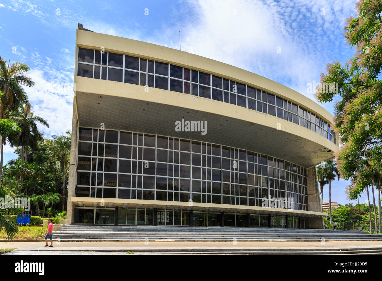 Teatro Nacional de Cuba. Théâtre National, Plaza de la Revolucion, La ...