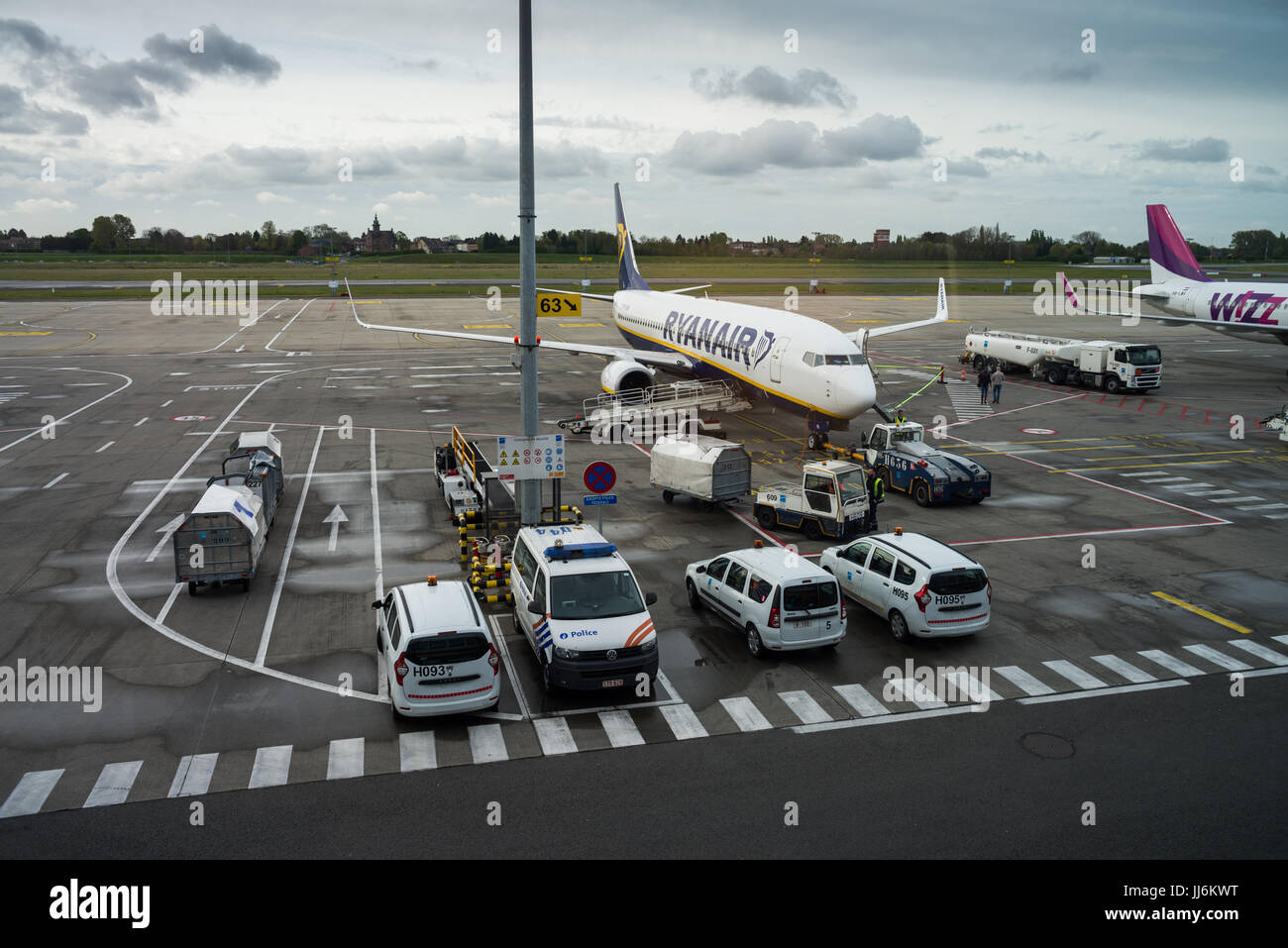 Aéroport de charleroi Banque de photographies et d’images à haute ...