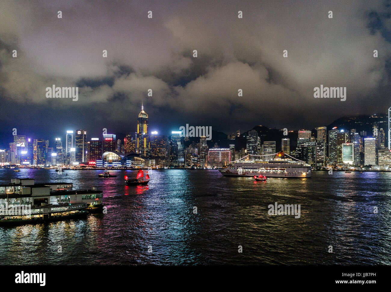 Couleurs dynamiques Banque de photographies et d’images à haute ...