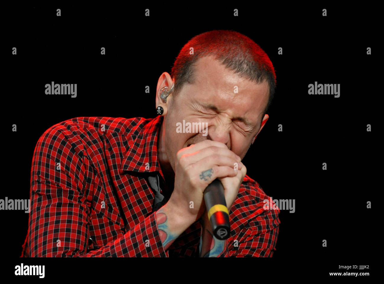 Chester bennington singer Banque de photographies et d’images à haute ...