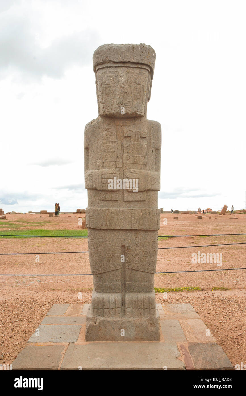 Ponce monolithe ruines de tiahuanaco Banque de photographies et d ...