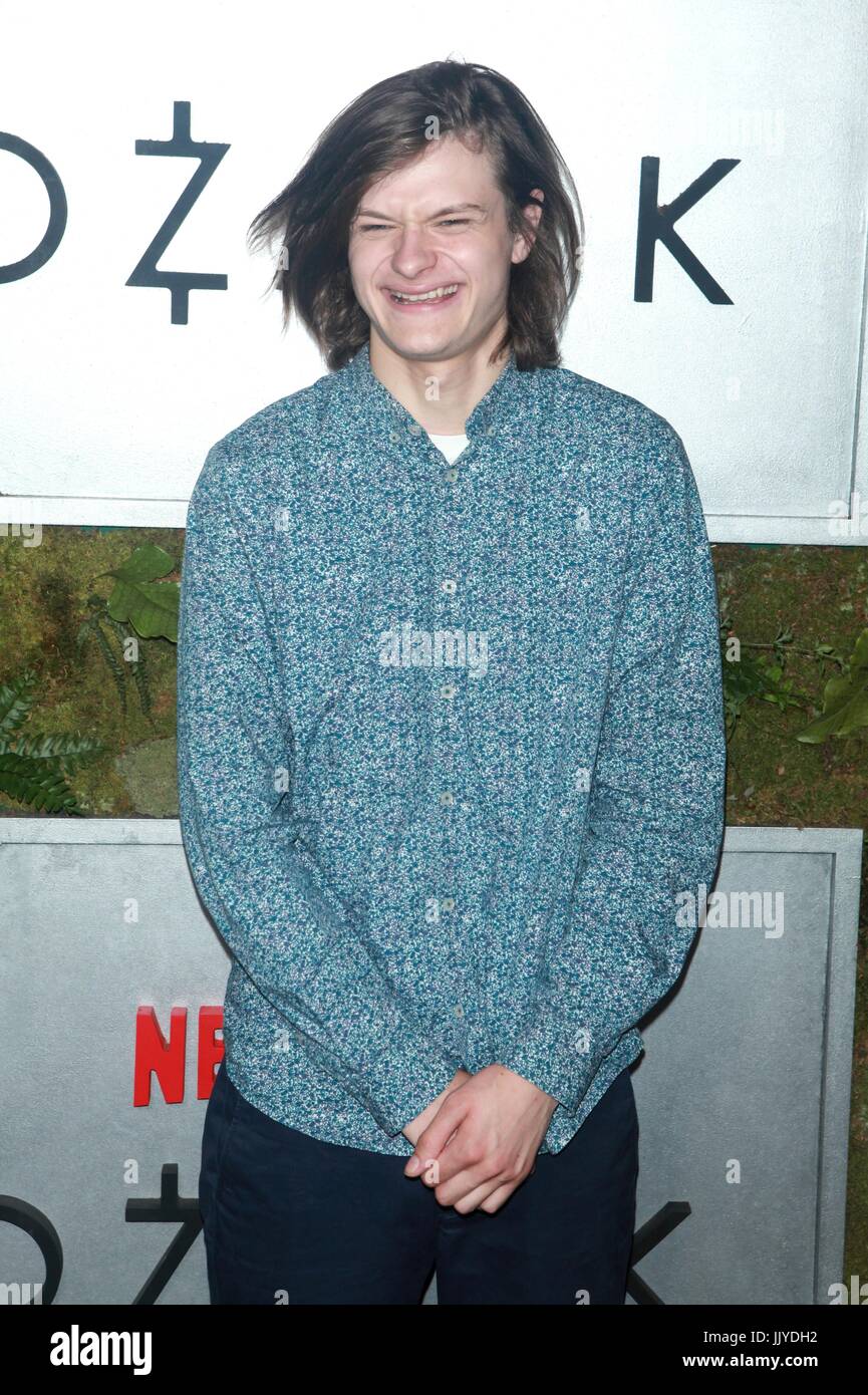 Charlie Tahan Banque d'image et photos - Alamy