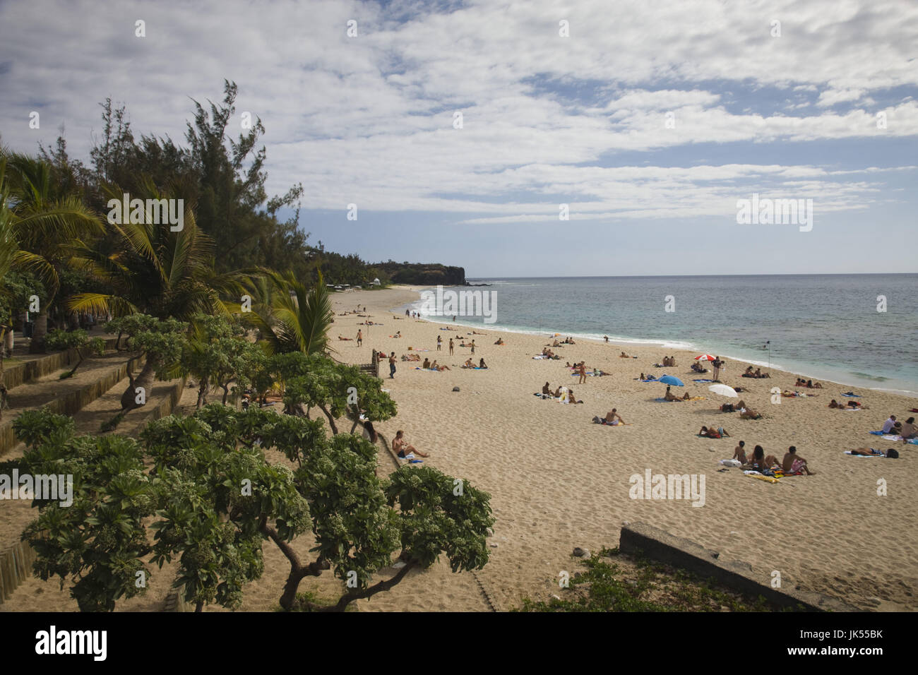Boucan canot plage Banque de photographies et d’images à haute ...