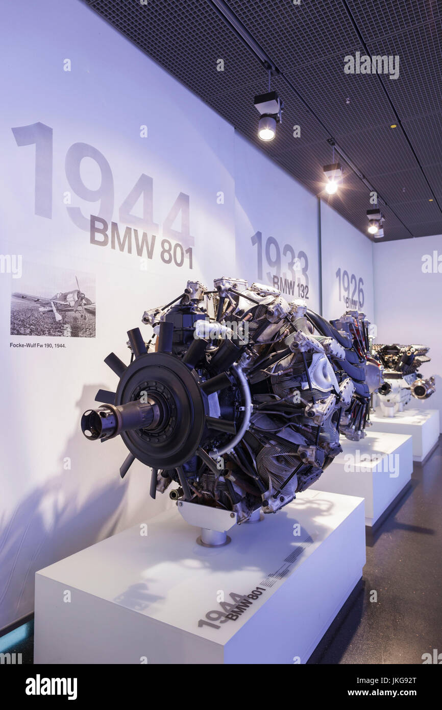 Display of bmw aircraft engines Banque de photographies et d’images à ...