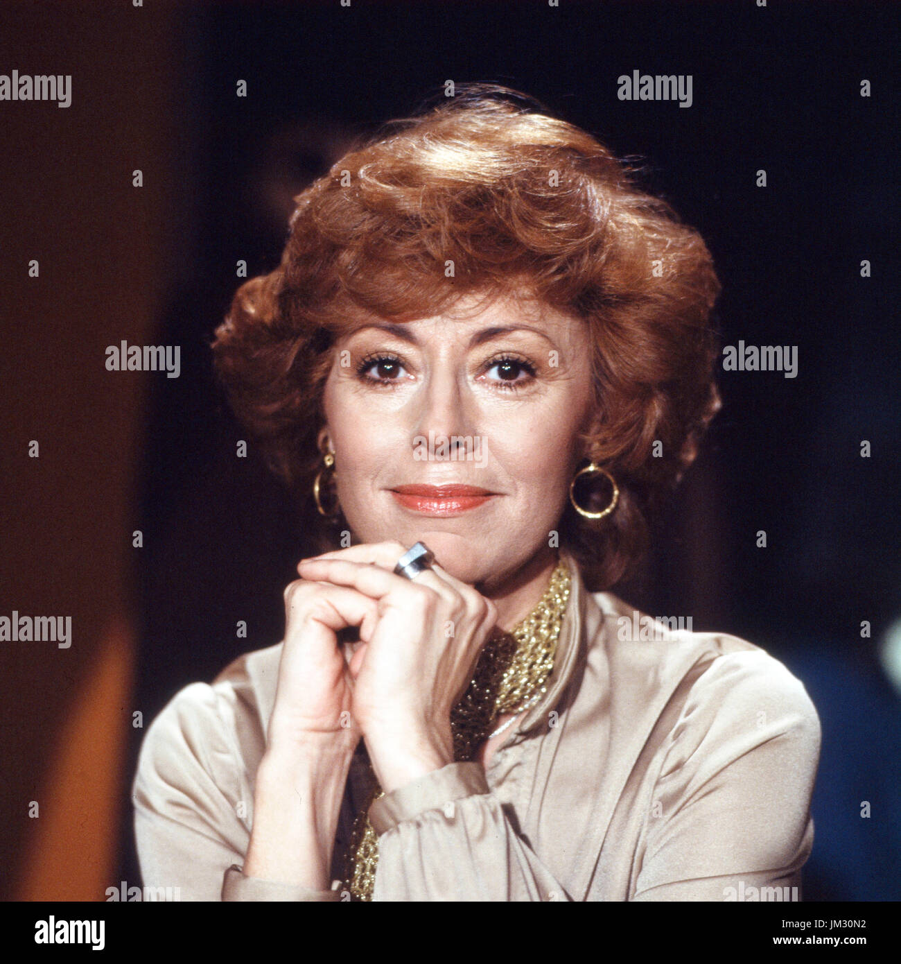 La société Sängerin Schauspielerin und Tänzerin, Caterina Valente ...