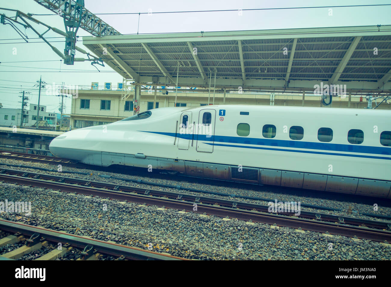 Hayabusa e5 shinkansen bullet train Banque de photographies et d’images ...