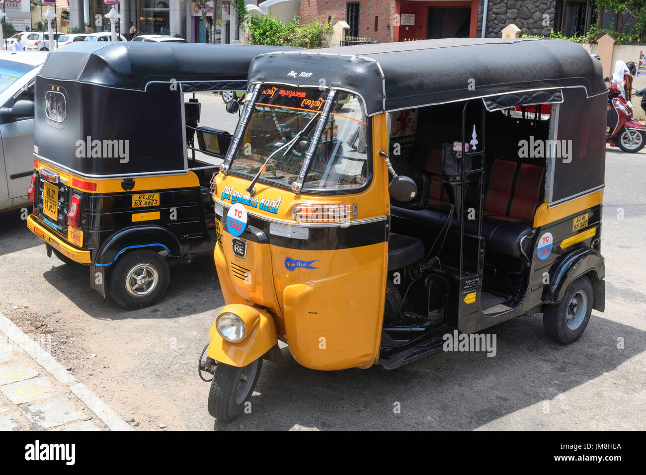 Voitures en inde Banque de photographies et d’images à haute résolution ...