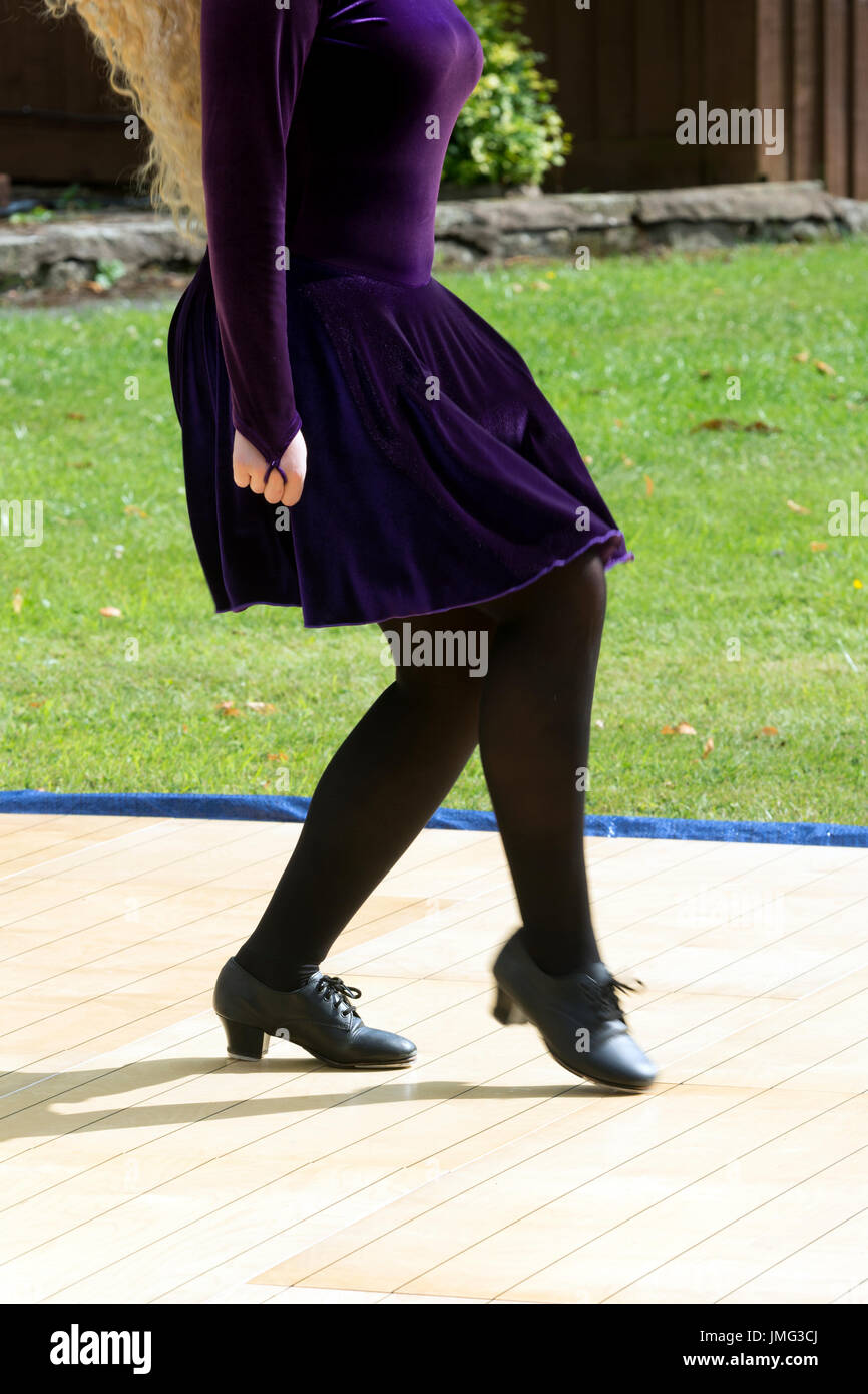 Danse Irlandaise Traditionnelle Banque d'image et photos - Alamy