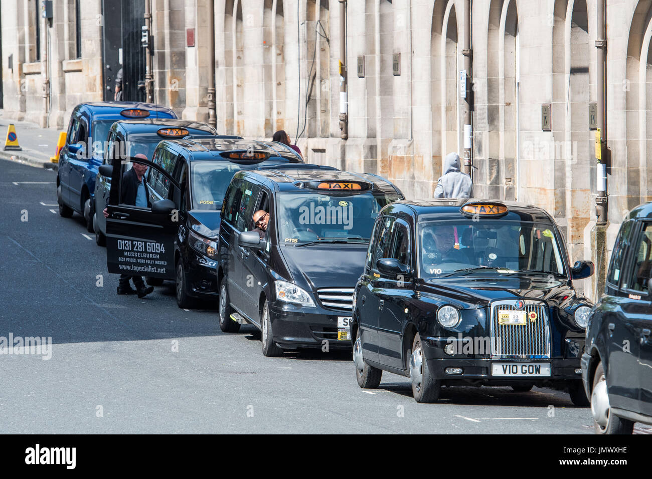 Photo: Taxi Rank, point de dépôt de taxi sur Market Street et Calton ...
