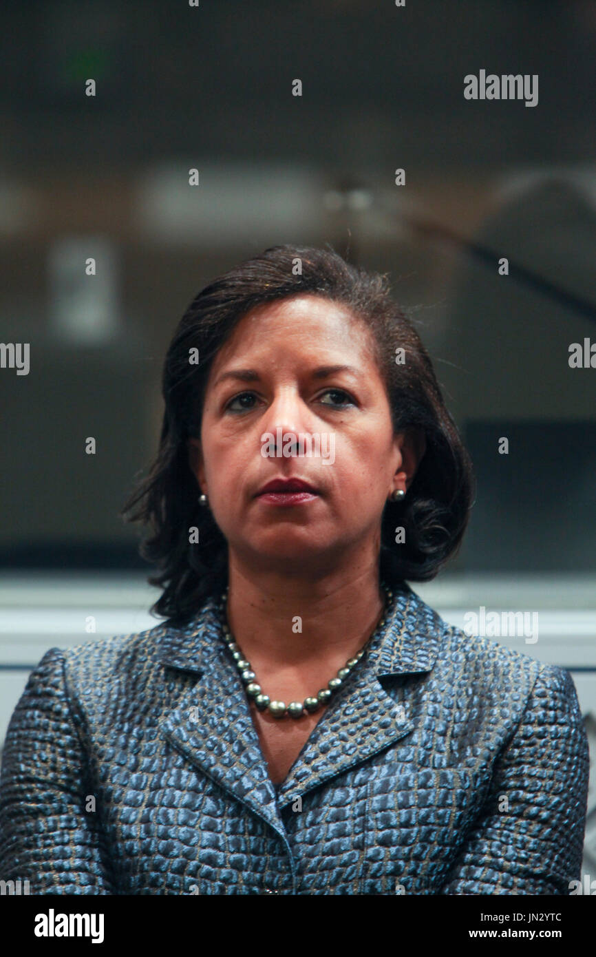 United States National Security Advisor Susan Rice écoute, le président ...