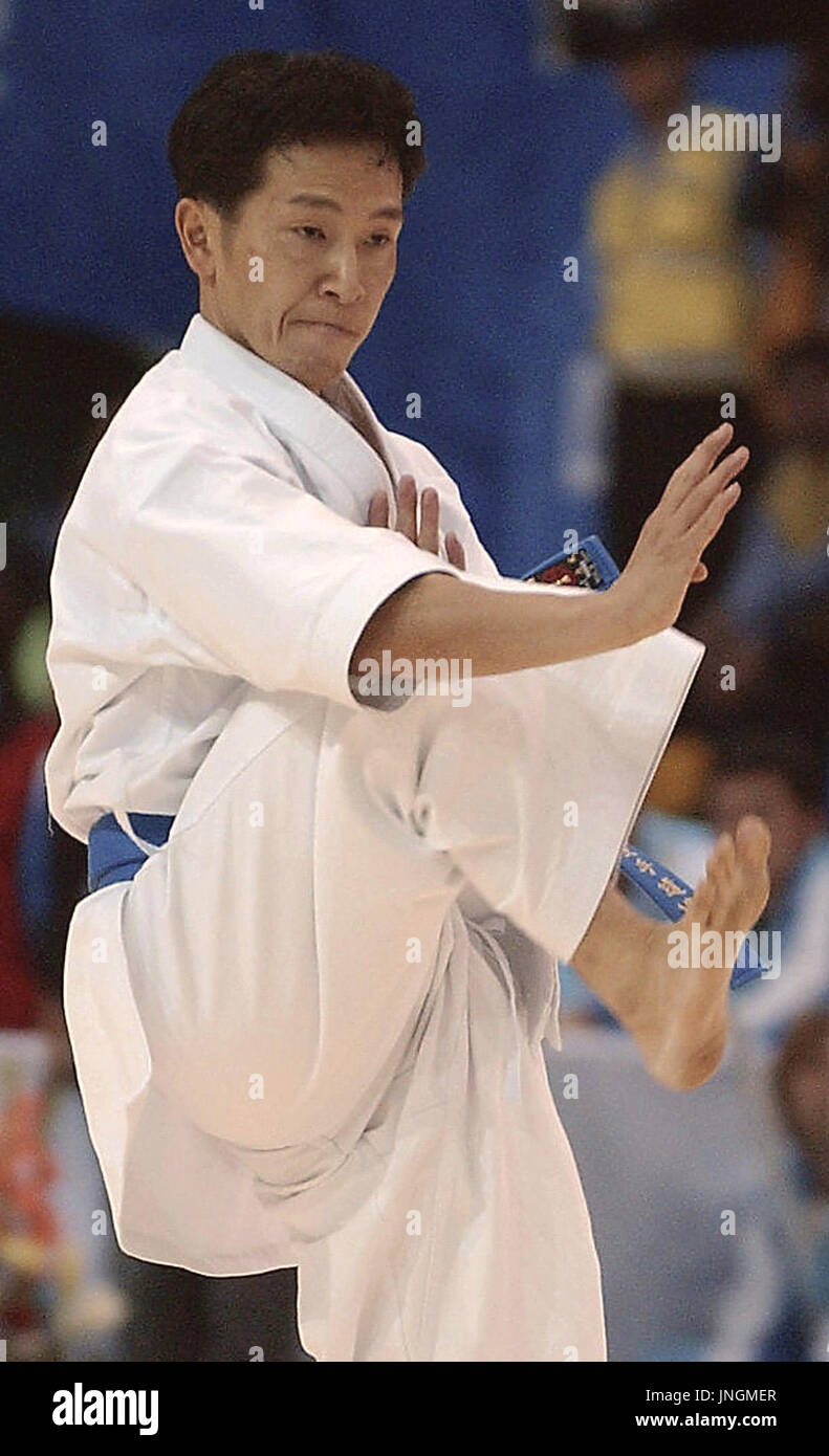 PUSAN, CORÉE DU SUD - Hasegawa Yukimitsu effectue le atsumura «-ha ...