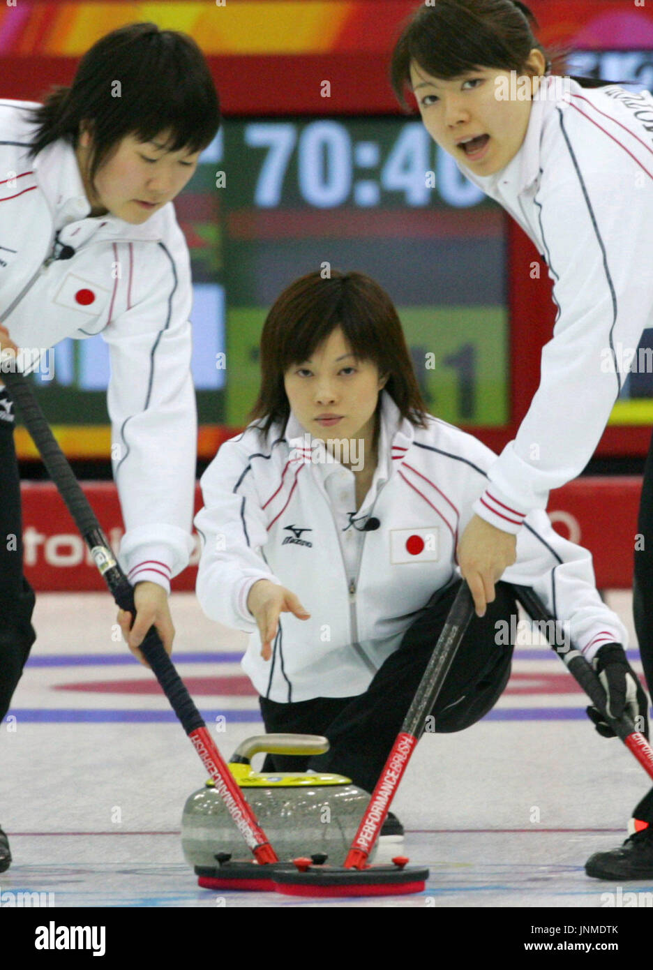 PINEROLO, Italie - (de G à D) joueurs japonais Moe Meguro, Yumie ...