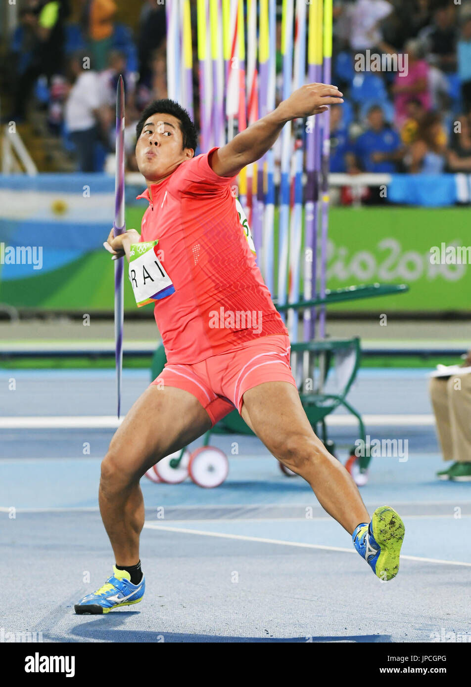 Ryohei Arai du Japon fait un lancer au javelot finale aux Jeux Olympiques de Rio le 20 août 2016 ...