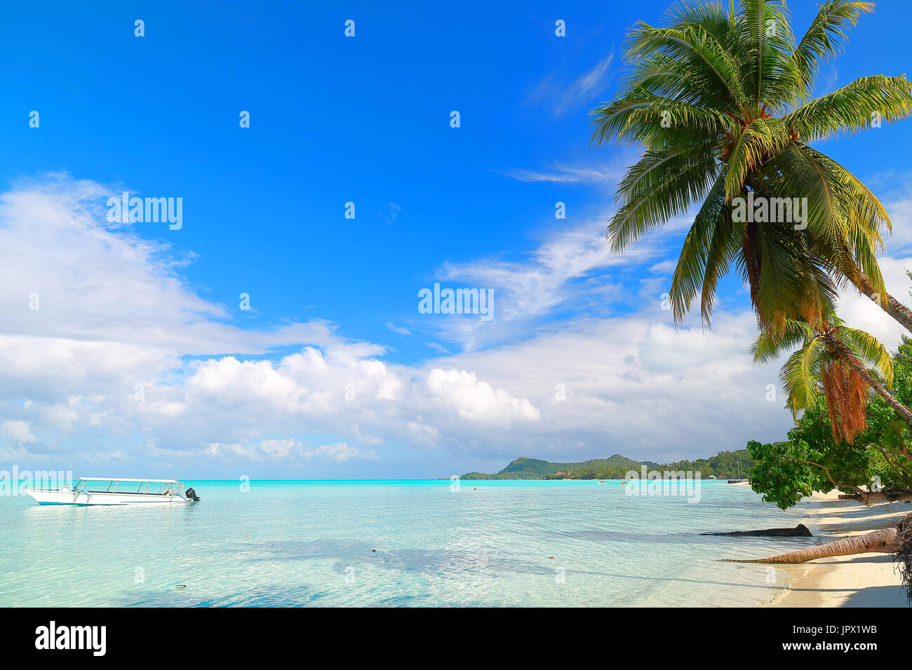 Matira beach bora bora Banque de photographies et d’images à haute ...