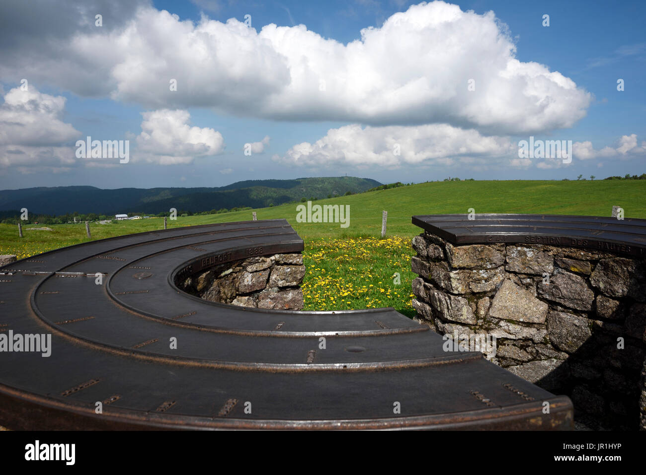 Sommet, table d'orientation, de la statue de Jeanne d'Arc et le Ballon ...