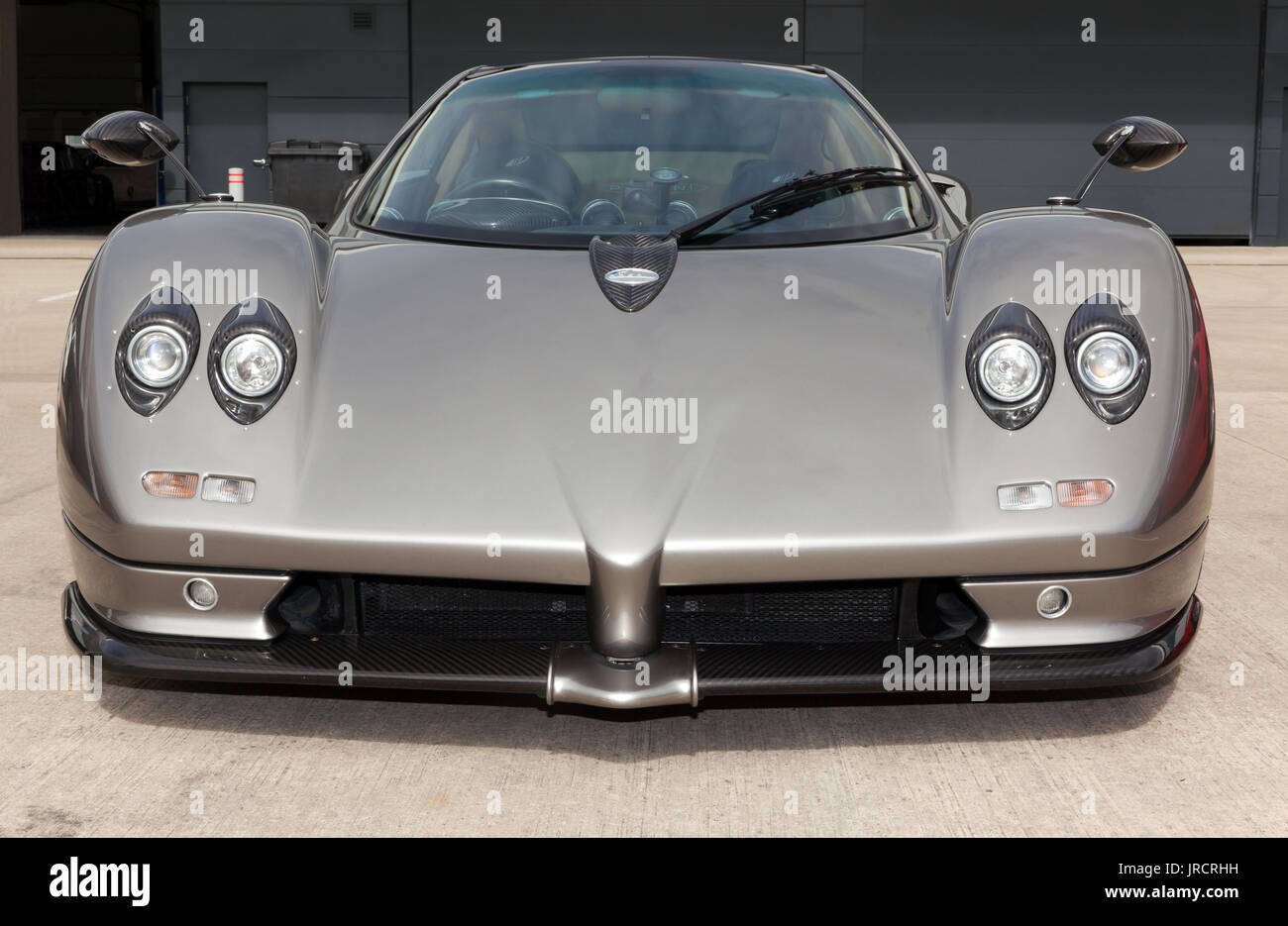 Le mercedes benz m120 Banque de photographies et d’images à haute ...