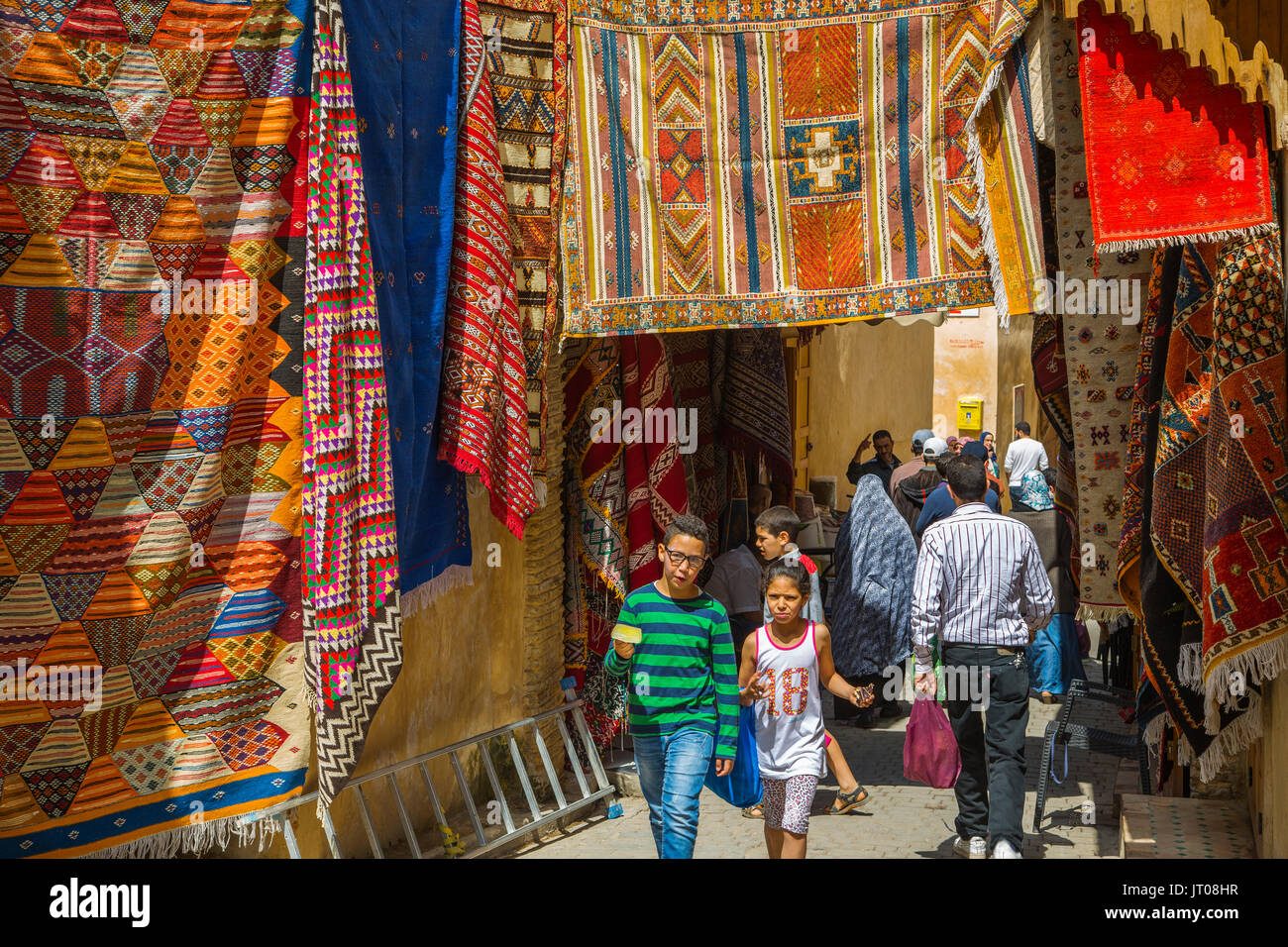 Souk tapis maroc Banque de photographies et d’images à haute résolution ...