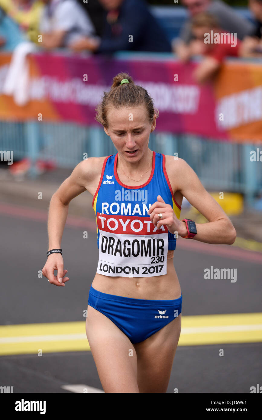 Liliana maria dragomir Banque de photographies et d’images à haute ...