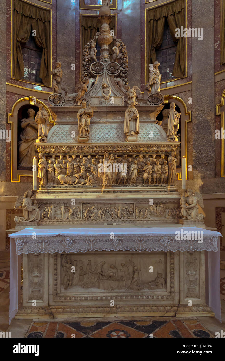 Arche de saint dominique Banque de photographies et d’images à haute ...