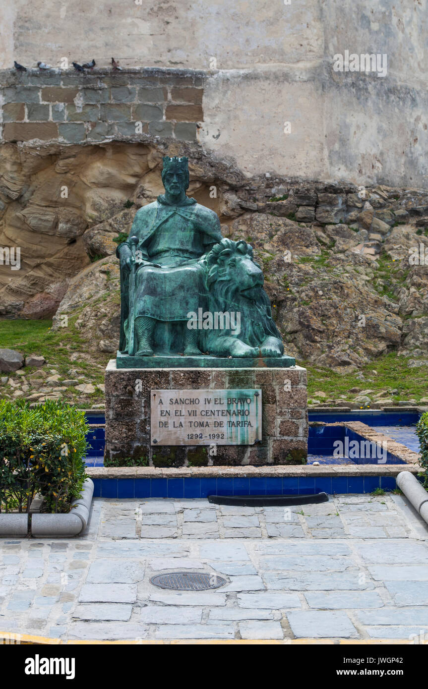 Statue de sancho iv de castille Banque de photographies et d’images à ...