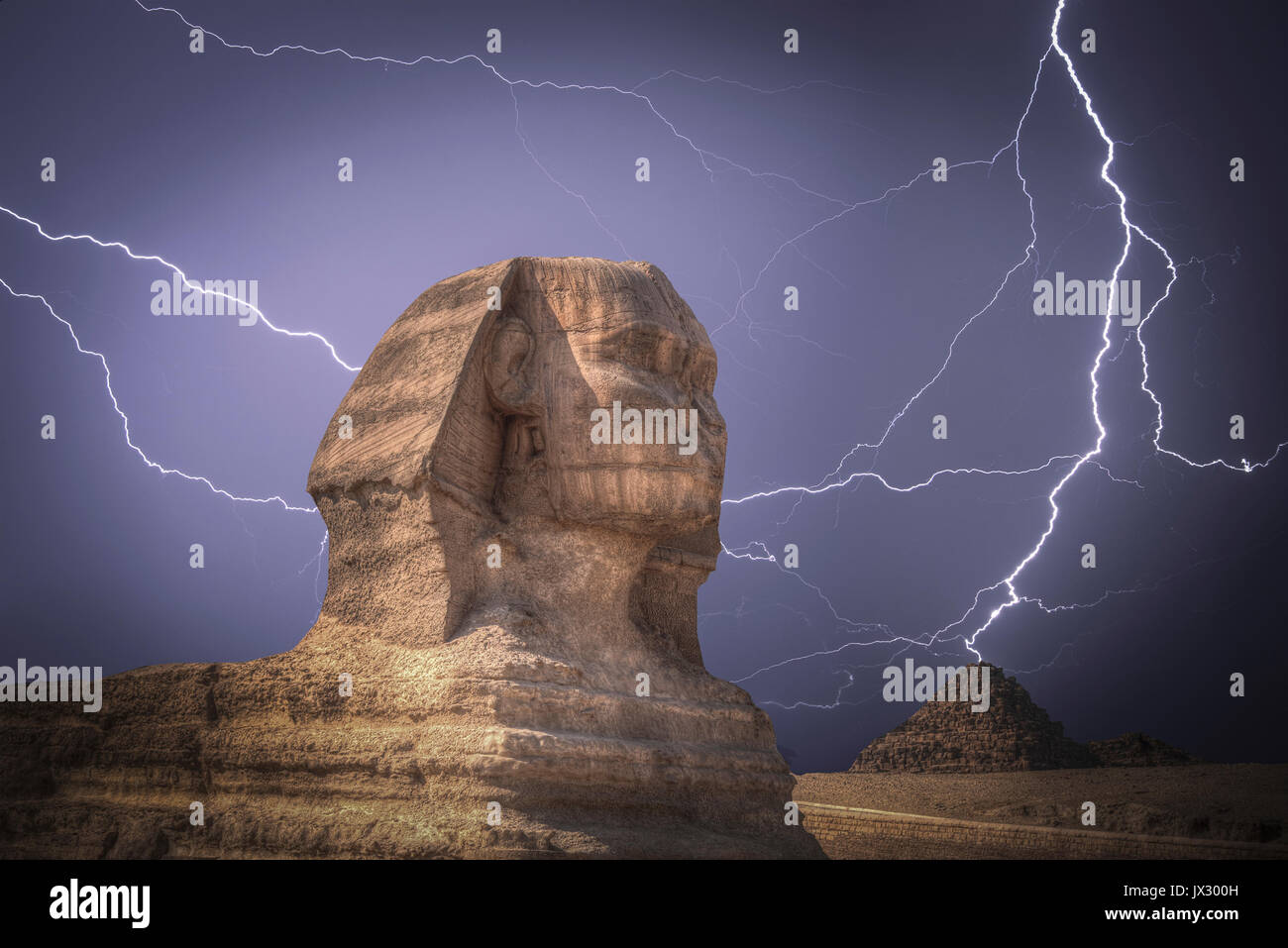Pyramides de Gizeh. Complexe de bâtiments anciens en Egypte. Puissant ...