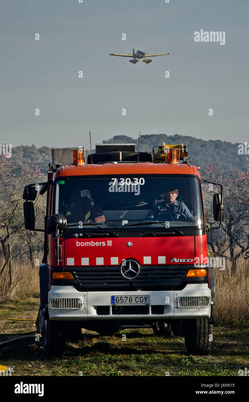 Avion de pompier Banque de photographies et d’images à haute résolution ...