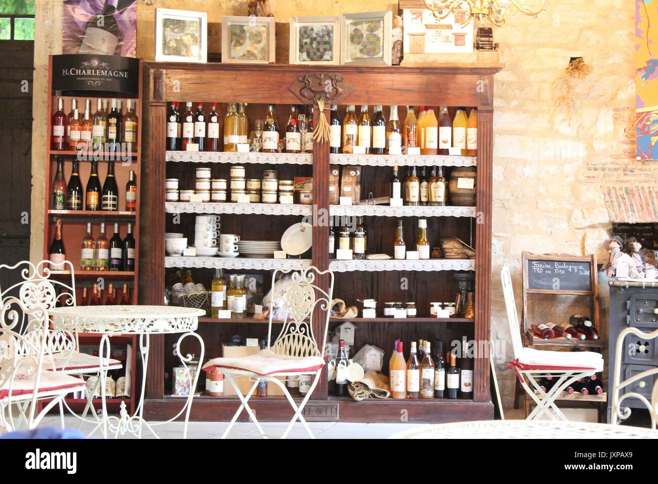 French cafe Banque de photographies et d’images à haute résolution - Alamy