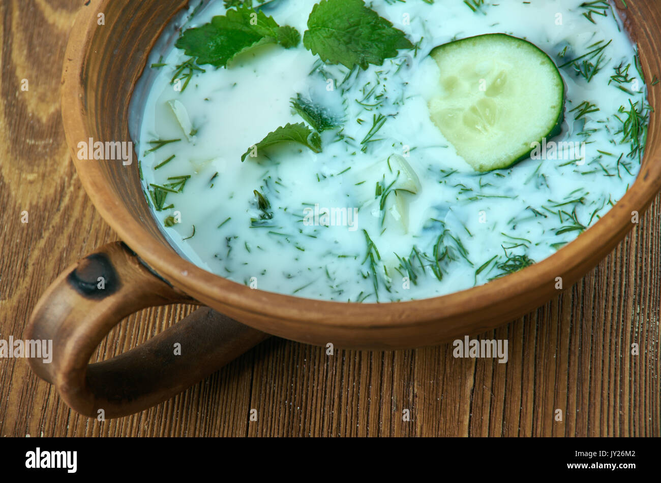 Yaourt turc Banque de photographies et d’images à haute résolution - Alamy