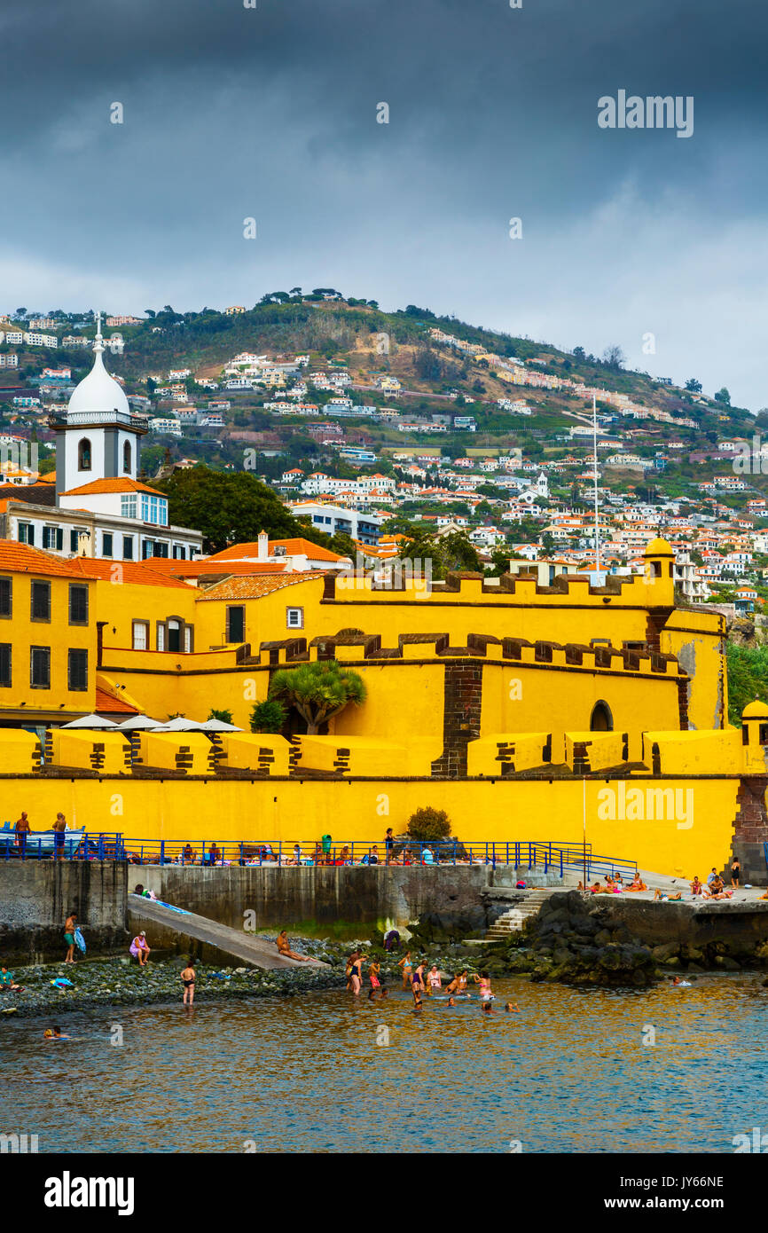 Fort de sao tiago Banque de photographies et d’images à haute ...