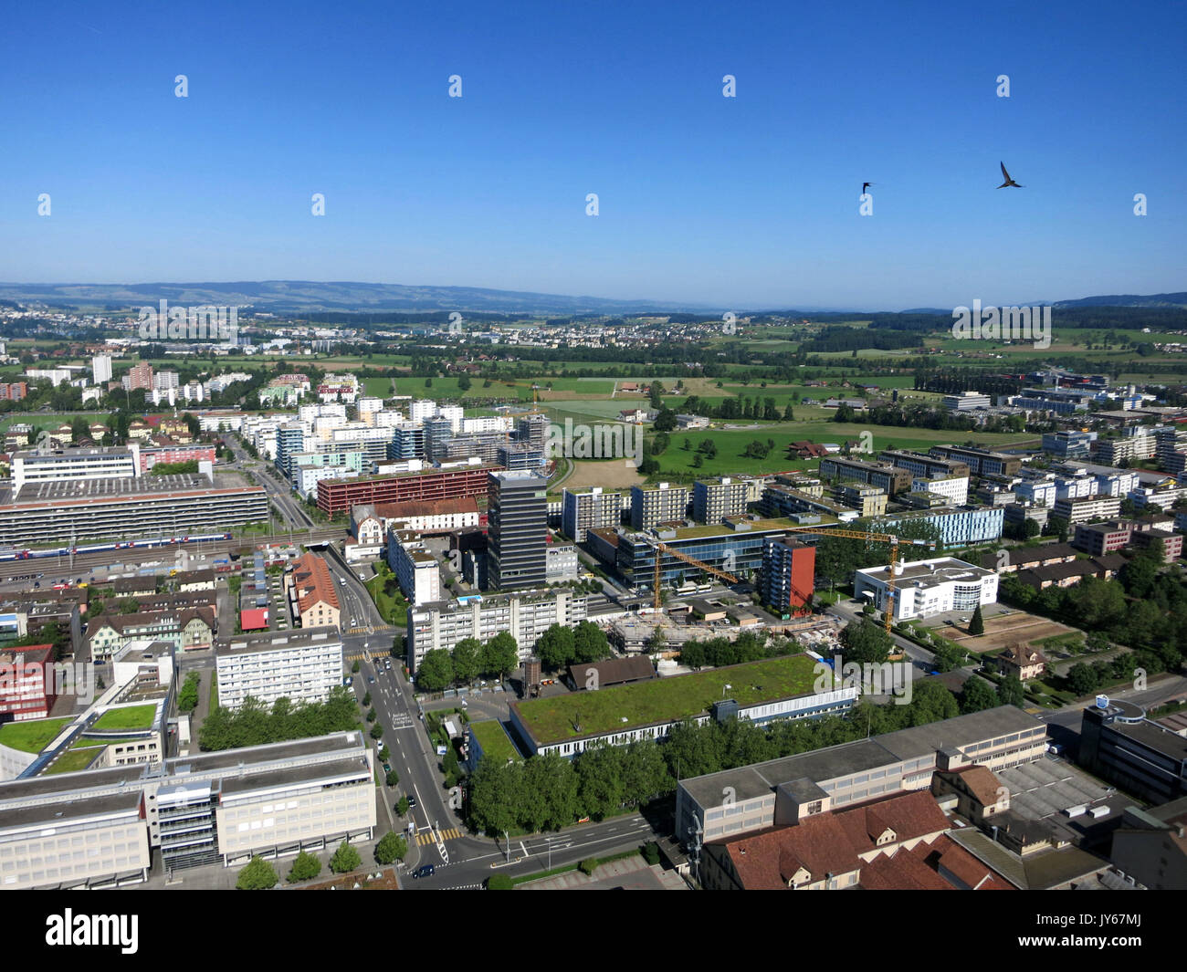 Luftaufnahme Zug Richtung Zürich *** *** légende locale, ville de Zoug ...