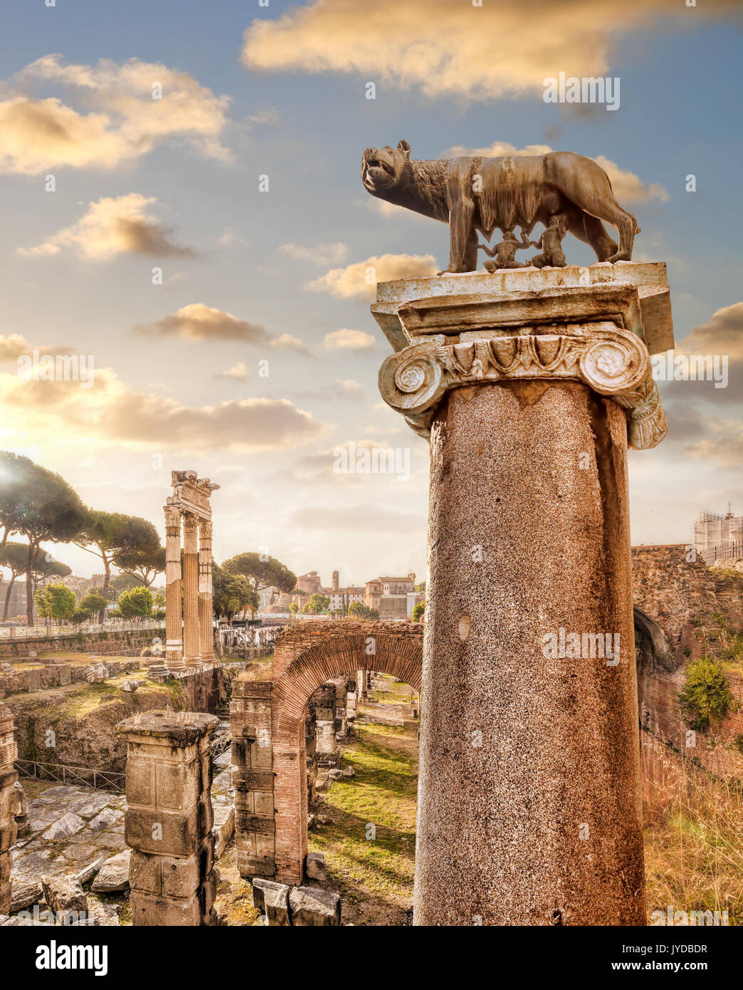 Romulus and remus monument Banque de photographies et d’images à haute ...