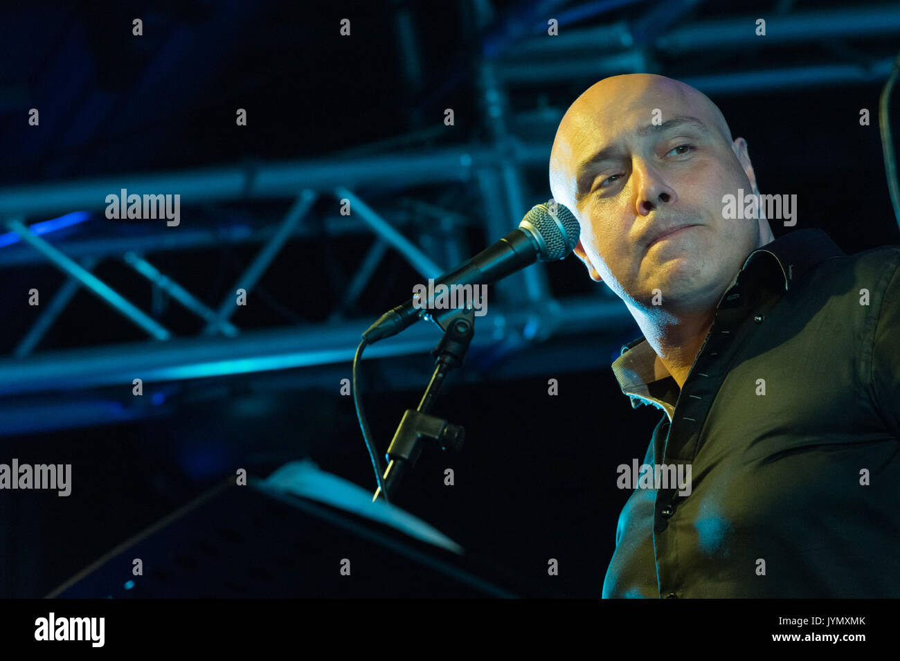 Riccardo raimondo chanteur Banque de photographies et d’images à haute ...