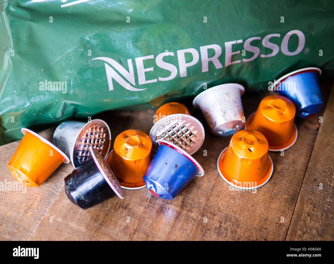 Nespresso capsules Banque de photographies et d’images à haute ...
