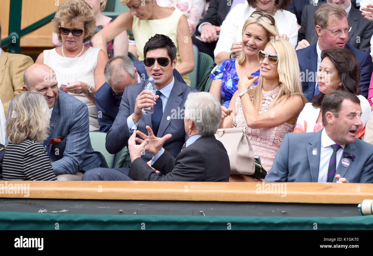 Lt gen david leakey Banque de photographies et d’images à haute ...