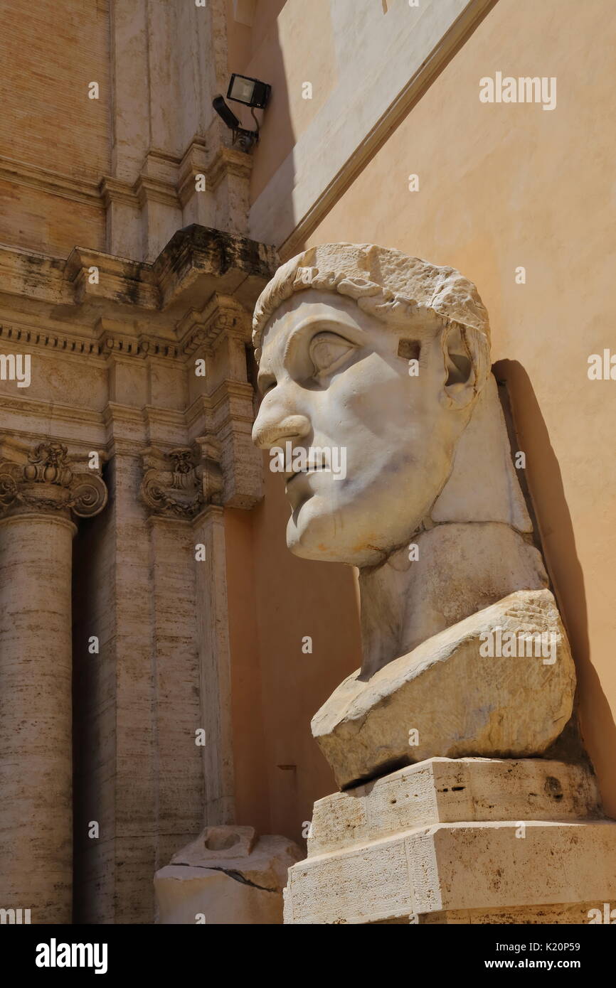 Flavius constantinus augustus Banque de photographies et d’images à ...