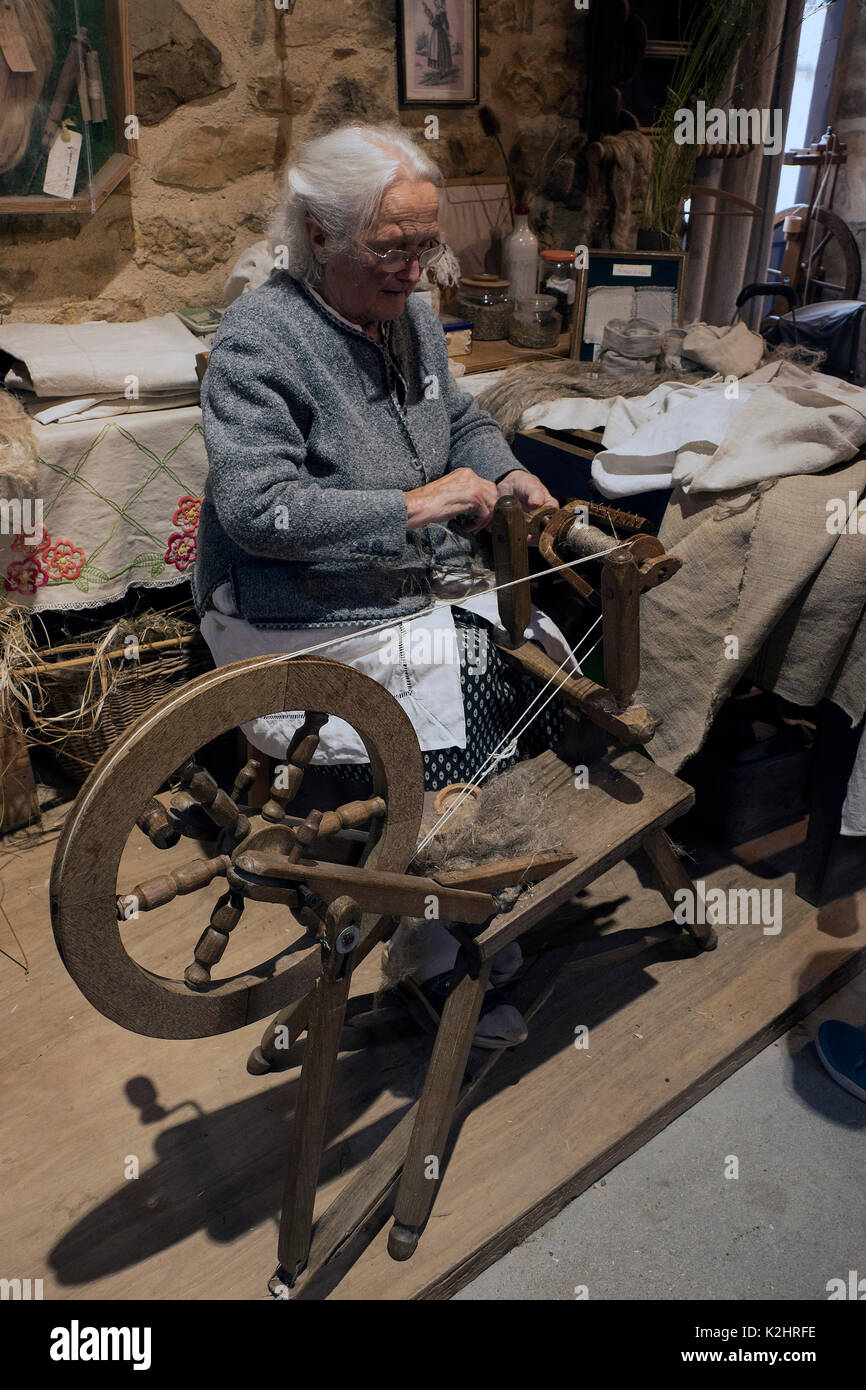 Vieux Metiers Banque d'image et photos - Alamy