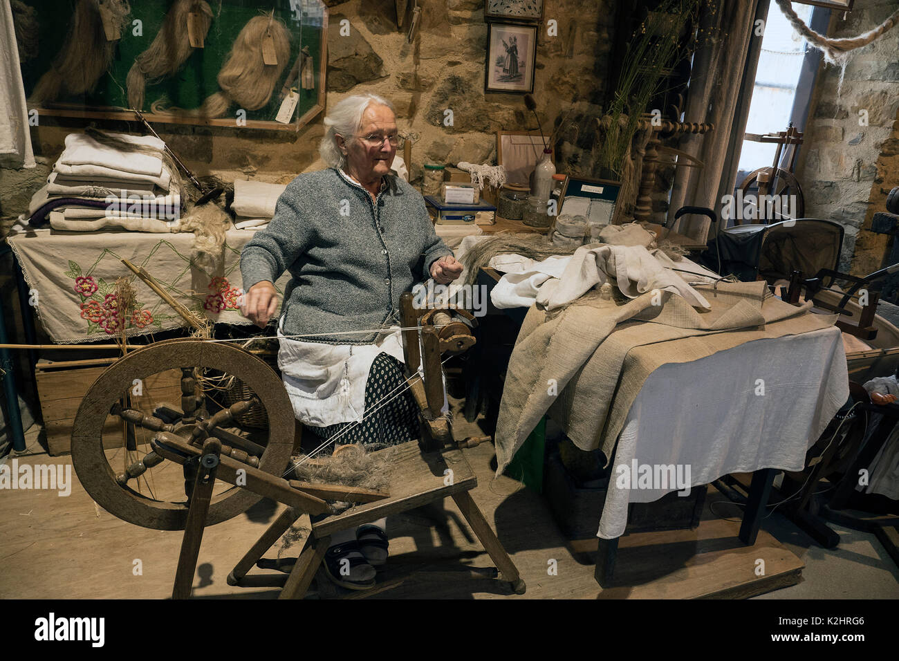 Vieux metiers Banque de photographies et d’images à haute résolution ...