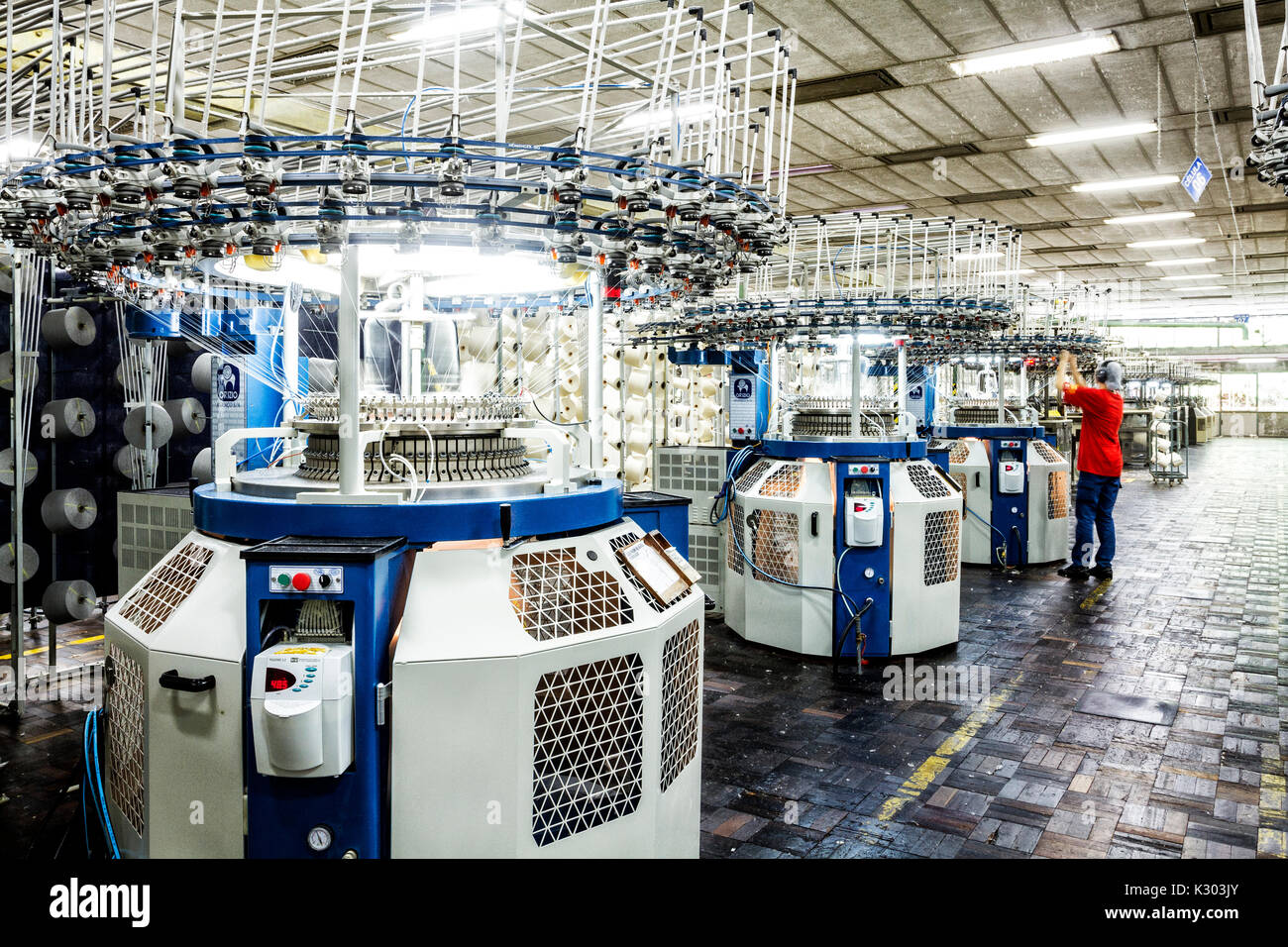 Machines Fonctionnant Banque d'image et photos - Alamy