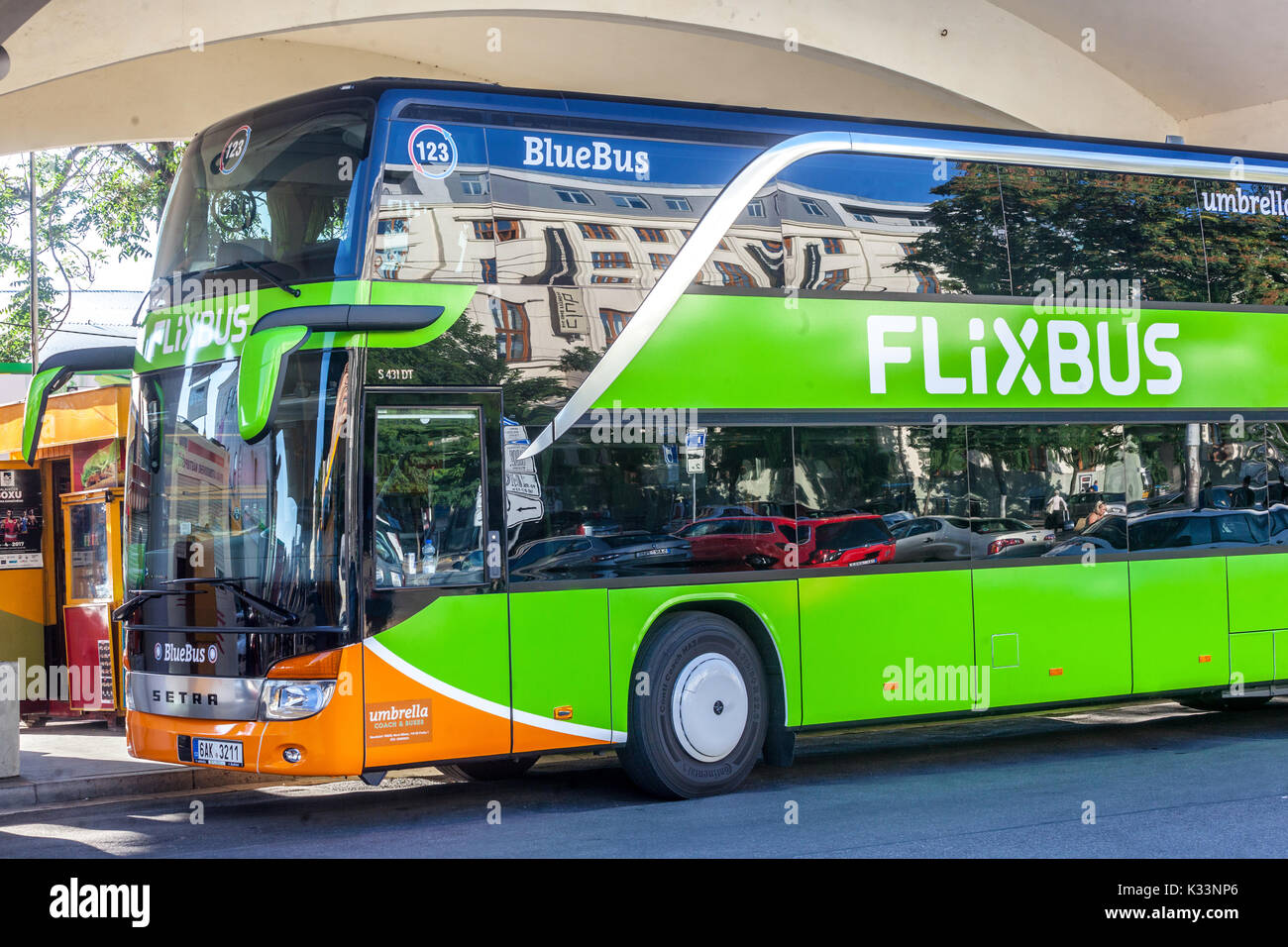 Logo flixbus Banque d'image et photos - Alamy