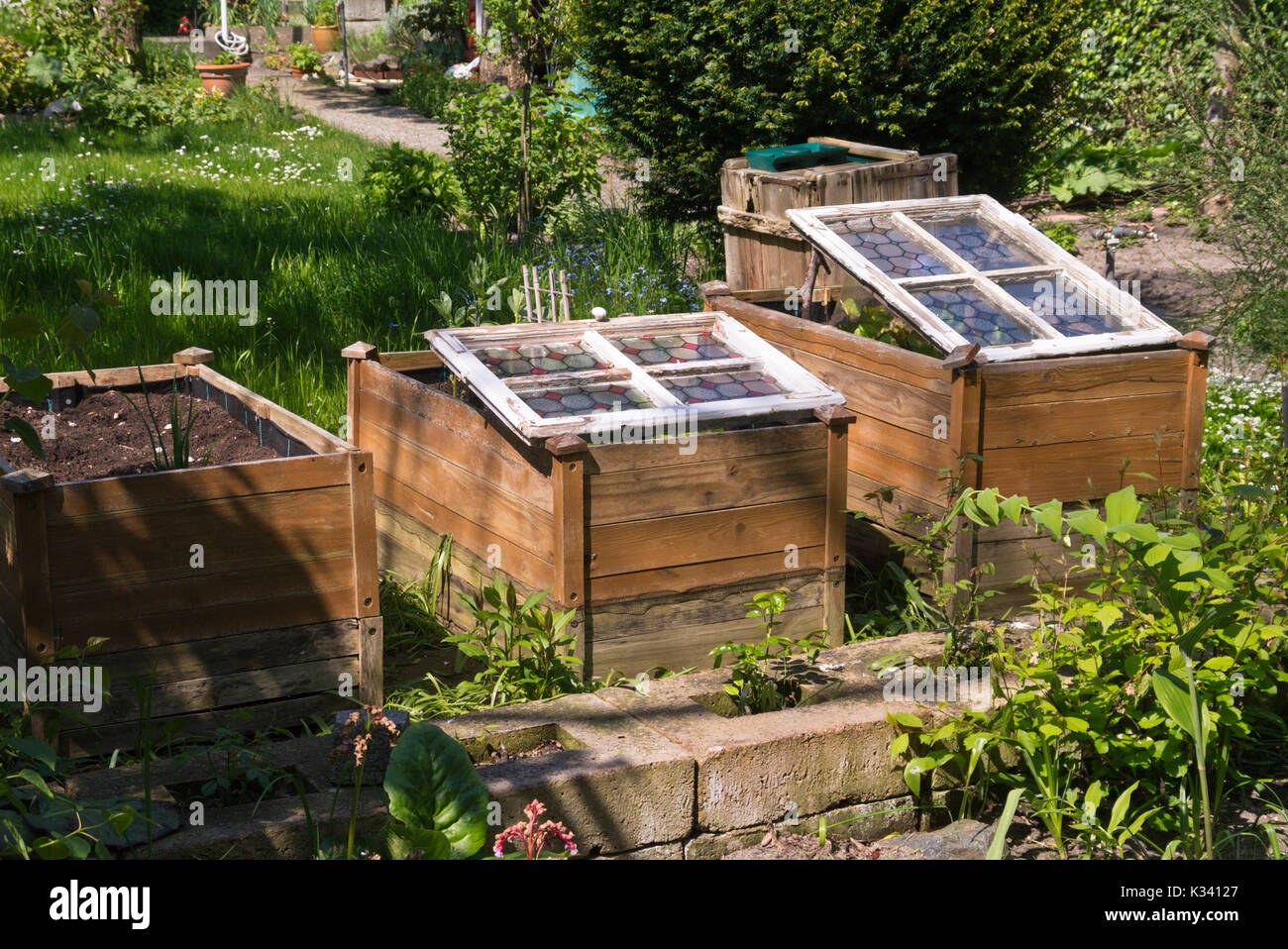 Cadre de jardin froid Banque de photographies et d’images à haute ...